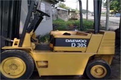 Daewoo Forklifts Service Provider in Pune, Daewoo Forklifts Services in ...